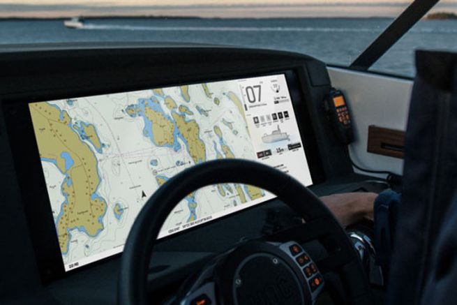 Navico invests in the boat connected with Yacht Defined